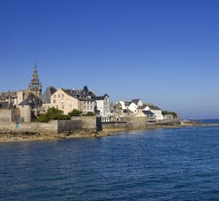 Ferry to Roscoff, timetables, prices and tickets